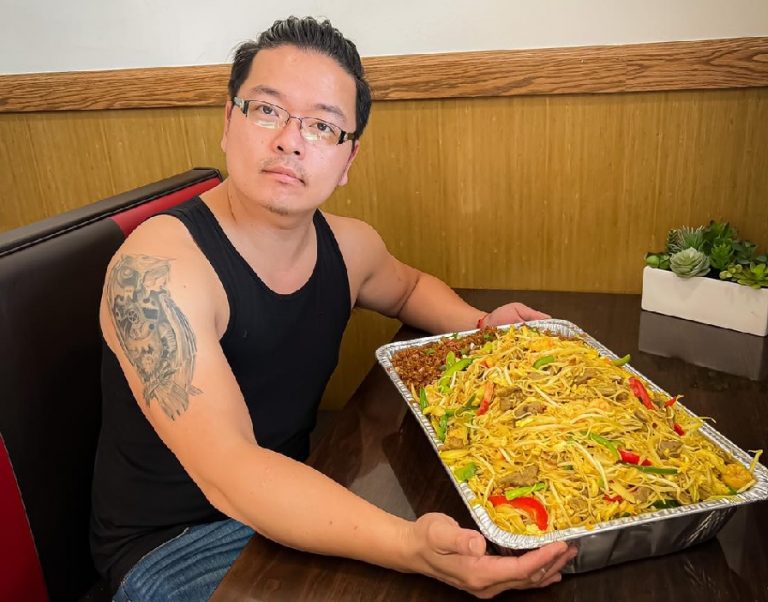 Mr. Chen, with help from community, once again showing appreciation to ...