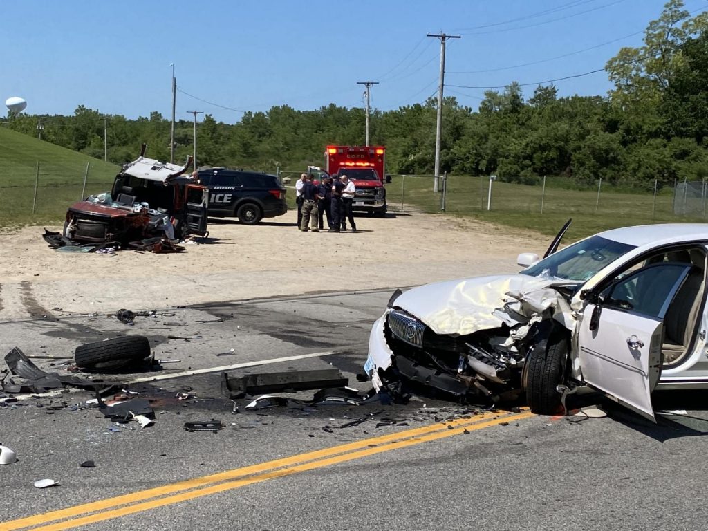 Two rushed to the hospital after head-on crash in Rhode Island – Fall ...